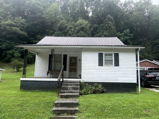 227 Coal Branch Rd, Salyersville, KY 41465