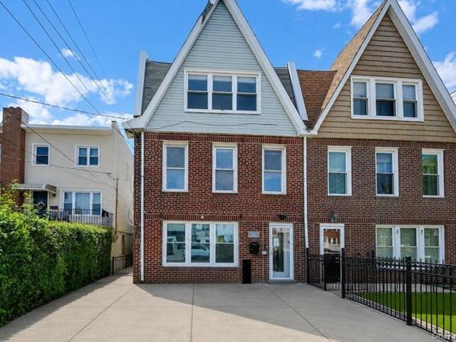 227 Calhoun Ave, Bronx, NY 10465