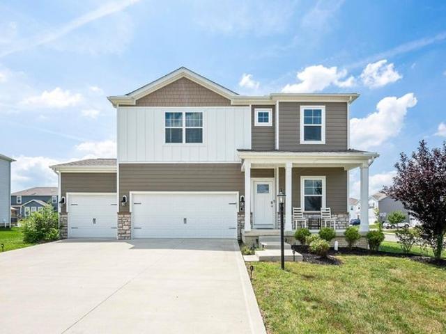 227 Carrowmoore Dr, Pickerington, OH 43147