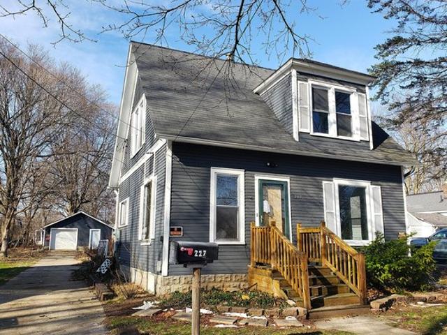 227 Church St, Coldwater, MI 49036