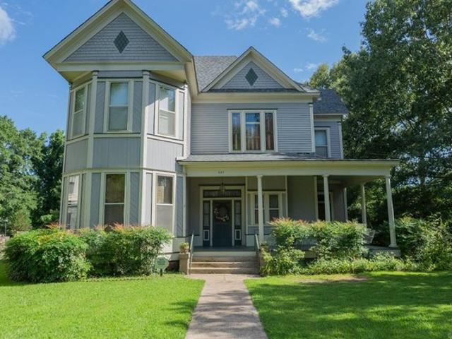 227 Cherry St, Arkadelphia, AR 71923
