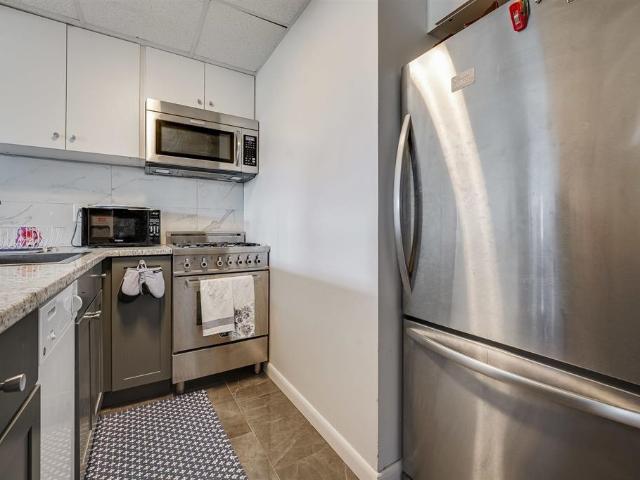227 Christopher Columbus Dr # 308B