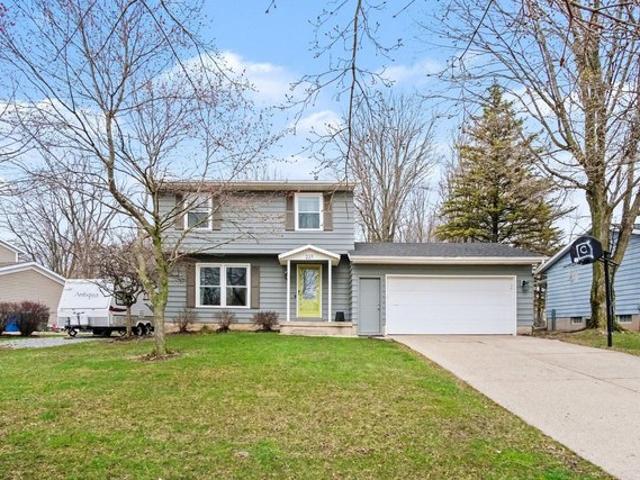 227 Ann St, Coopersville, MI 49404