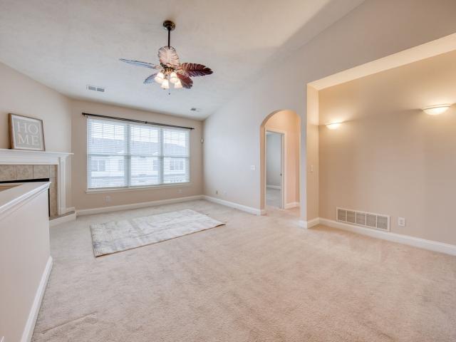 227 adams pointe 3