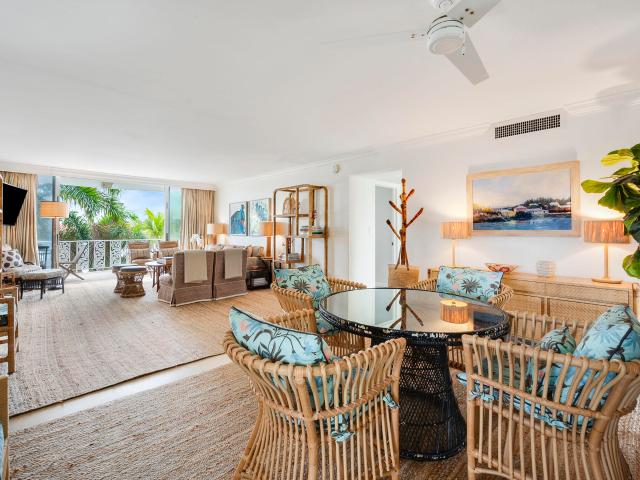 227 Australian Ave, Unit 3E, Palm Beach, FL 33480 | MLS #R11131