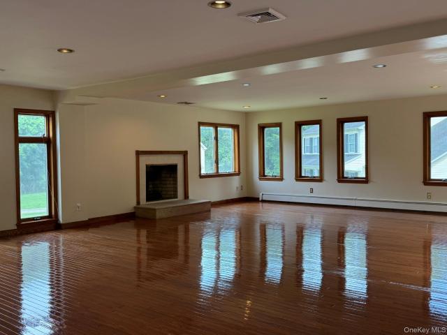 227 Beverly Road