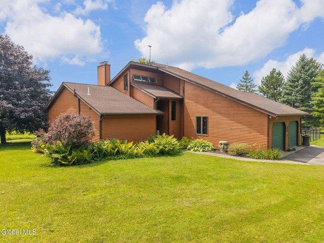 227 Begley Rd, Esperance, NY 12066