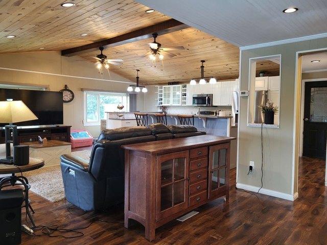 227 Big Peninsula Rd Unit 101, Elgin, IL 60123