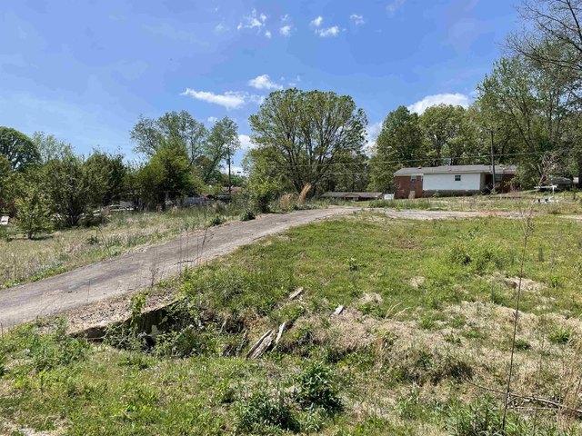 227 Gail Ave, Russellville, AL 35653