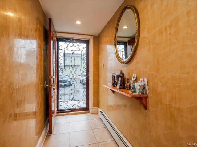 227 Doughty Blvd, Inwood, NY 11096 | MLS #961106