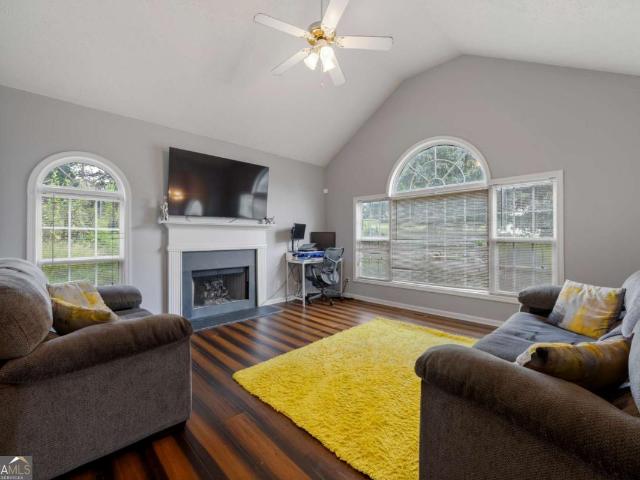 227 Diamond Court