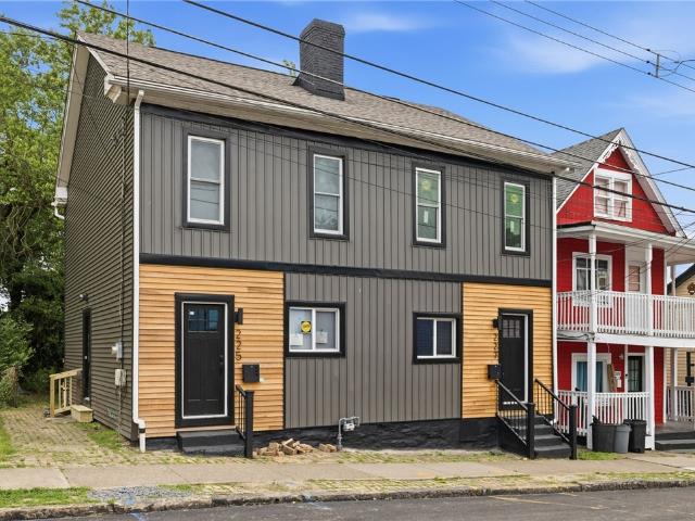 227 E 16th Ave