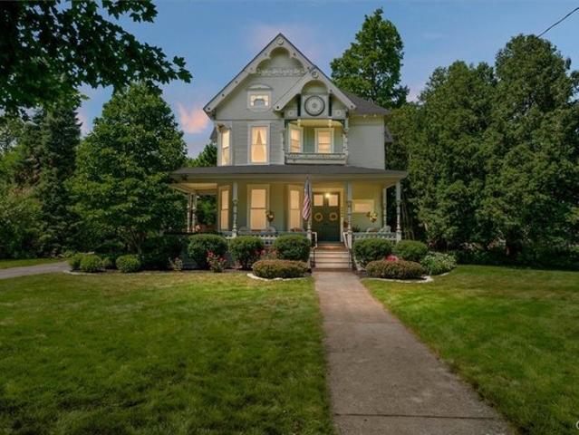 227 E Grove St, Oneida, NY 13421