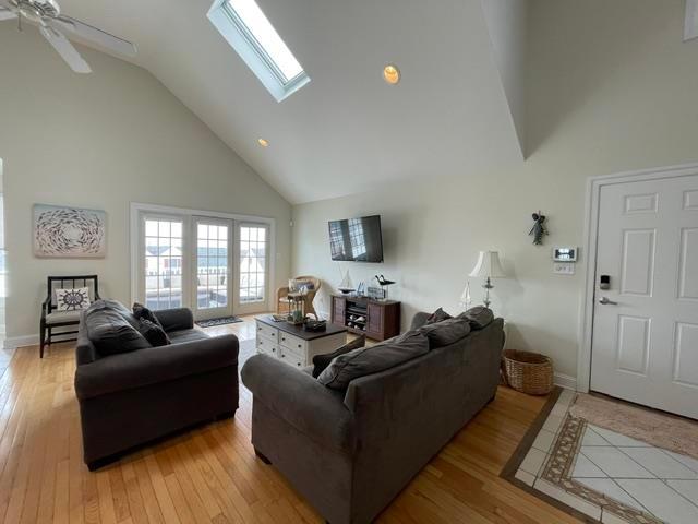 227 E Rochester Avenue