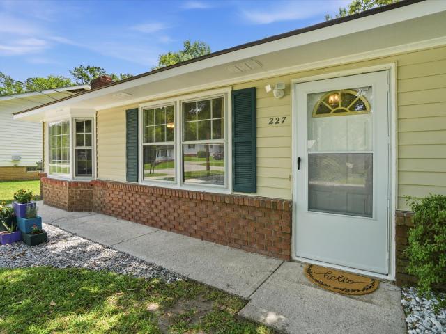 227 Farm Road