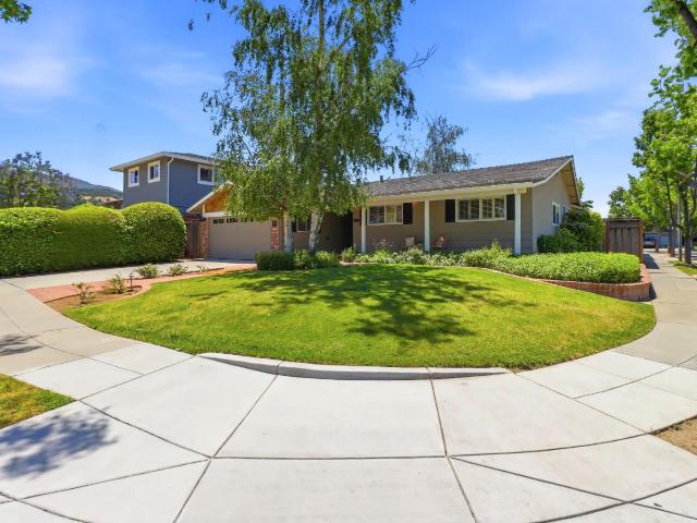 227 Howes Drive