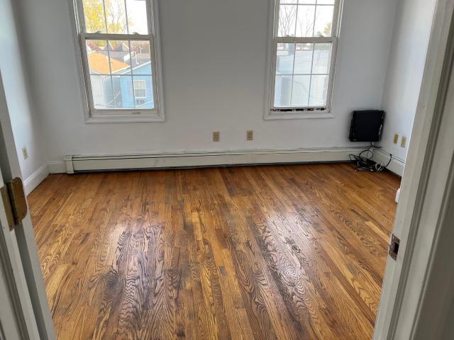 227 Halladay St # 1R