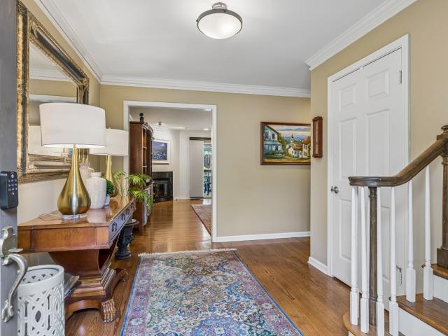 227 Hearthstone Manor Ln