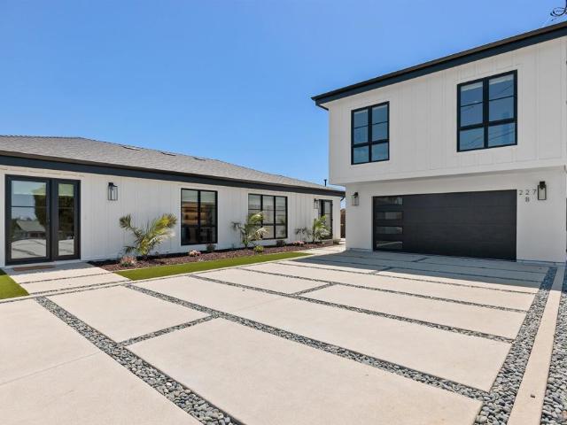 227 Hill Dr