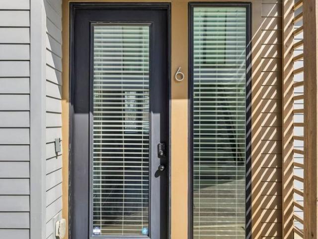 227 Oceola Ave # 6