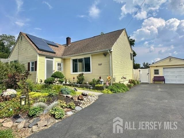 227 Old Stage Rd, Spotswood, NJ 08884