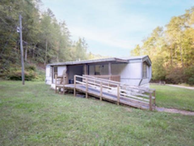 227 Lewis Rd # A, Sandy Hook, KY 41171
