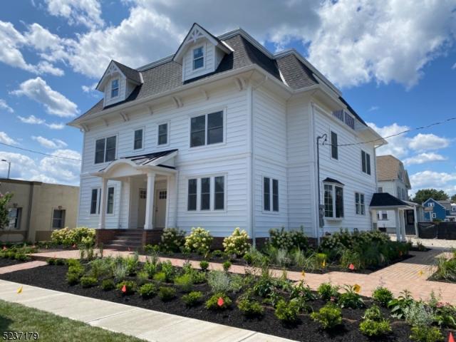 227 Lenox Ave # 2B