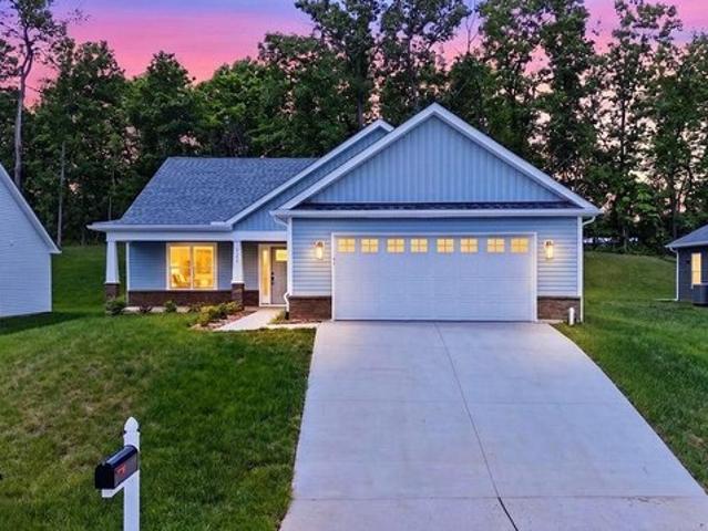 227 Lindburgh Dr, Waynesboro, VA 22980