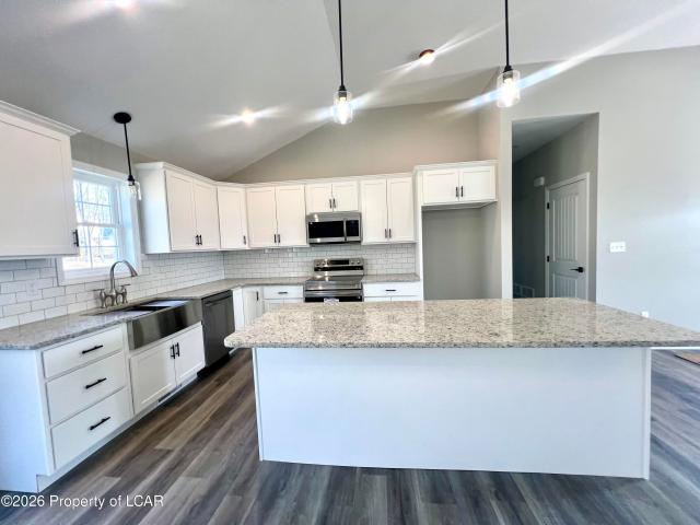 227 Mountain Road