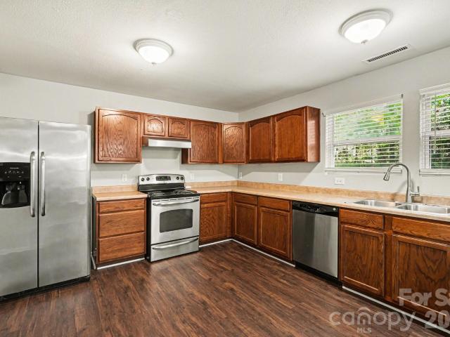 227 Morning Dew Dr, Concord, NC 28025 | MLS #4366