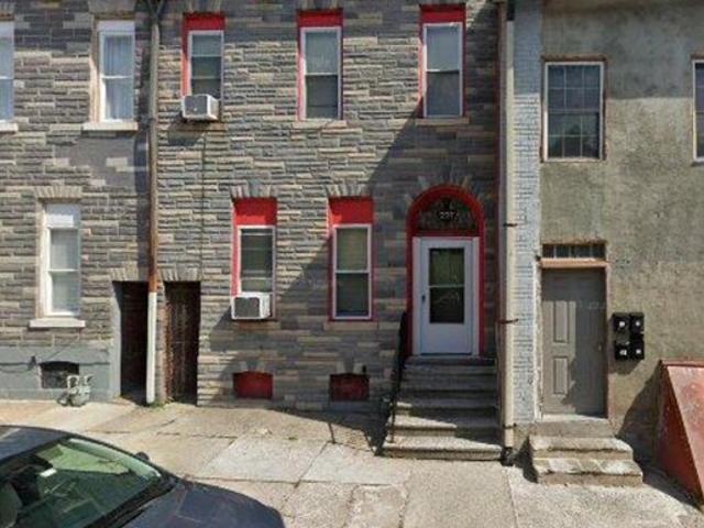 227 N 10th St, Reading, PA 19601