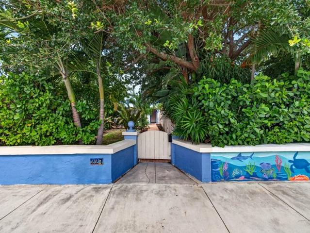 227 N M St, Lake Worth Beach, FL 33460