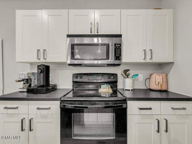 227 N Montgomery