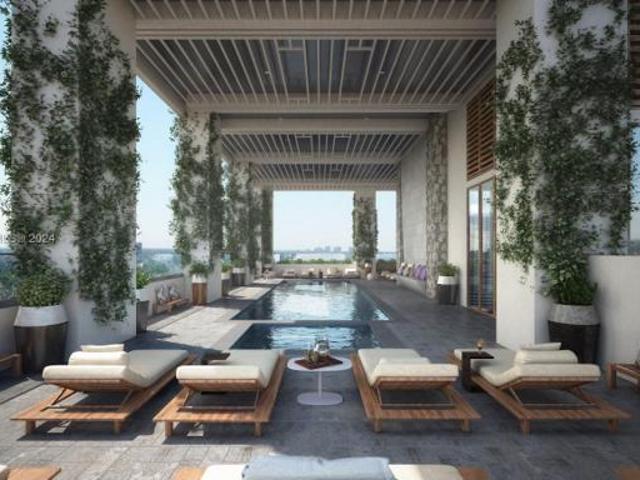 227 NE 2nd St #2608, Miami, FL 33132