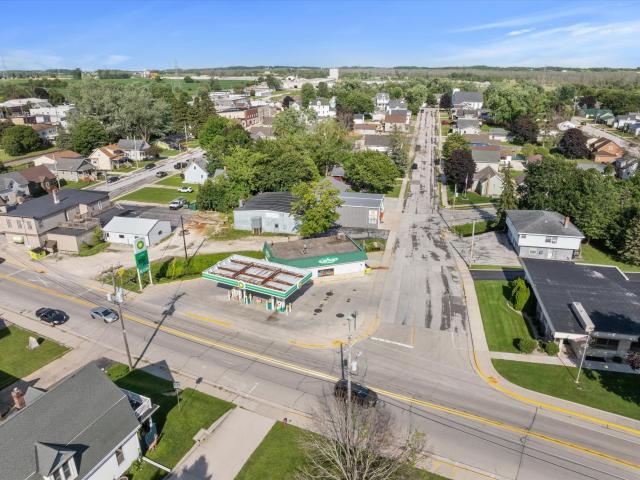 227 S Calumet Dr