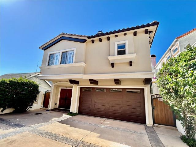 227 S Helberta Ave, Unit B, Redondo Beach, CA 90277 | MLS #PV25266 | Compass