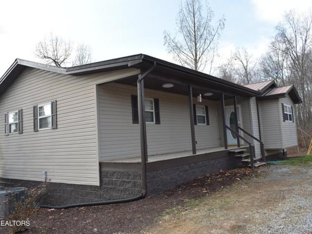 227 Southern Ln, Tazewell, TN 37879