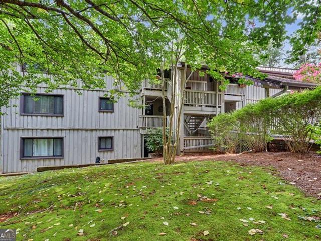 227 Shakespeare Dr Unit 301, Clayton, GA 30525