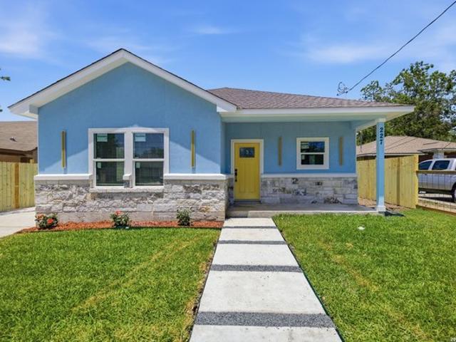 227 Spaatz St, San Antonio, TX 78211