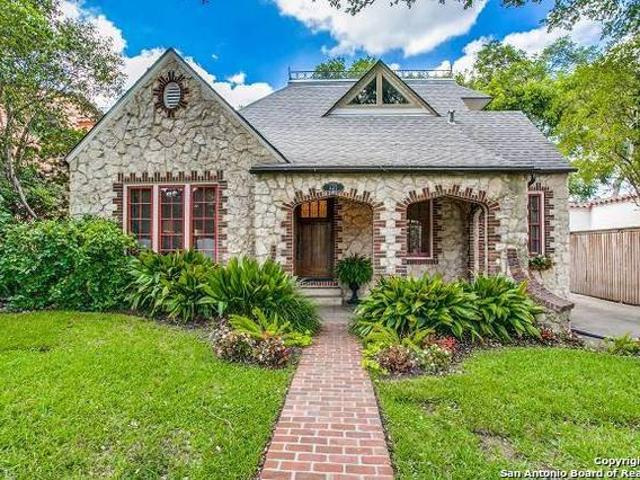 227 Stanford Dr, Olmos Park, TX 78212