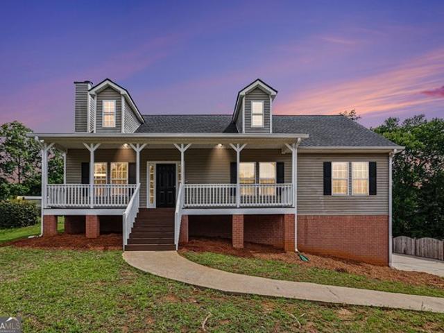227 Starlyn Dr, Hiram, GA 30141