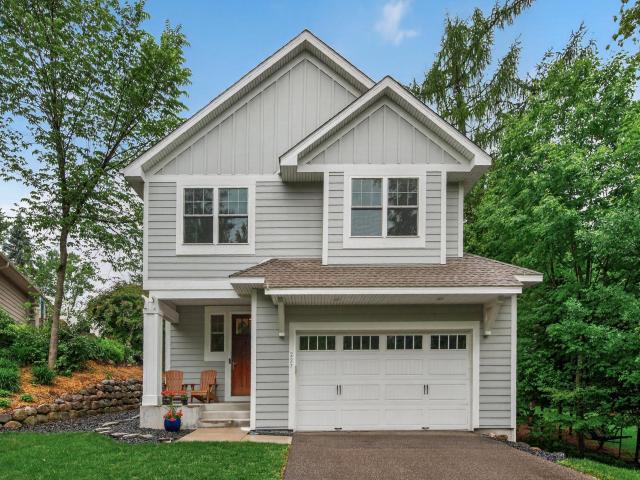 227 Sunnyridge Lane