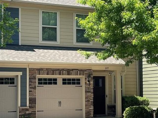 227 Park Meadows Dr, Stallings, NC 28104