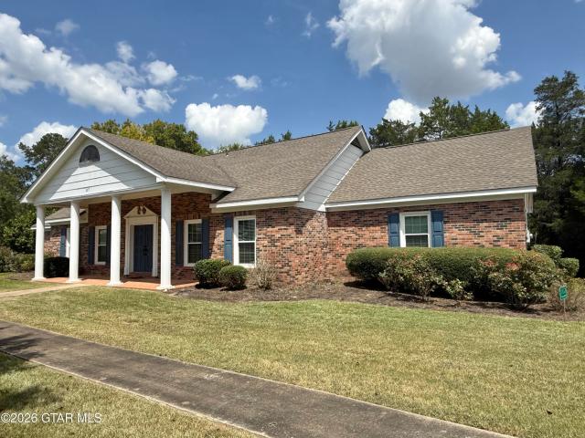 227 Pinecrest