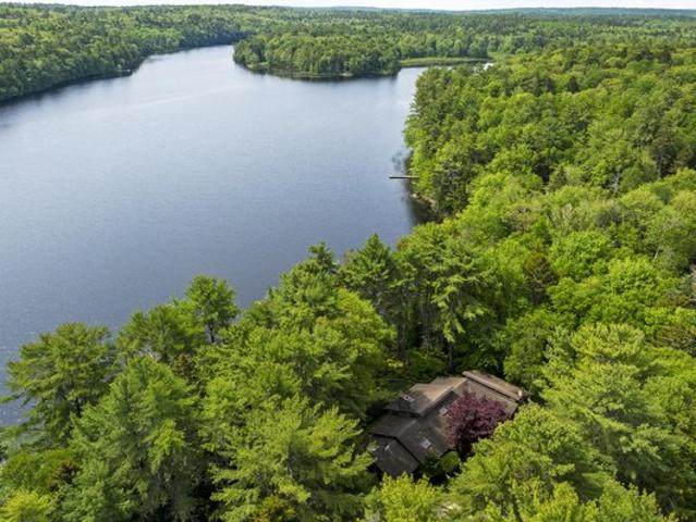227 Quail Run Rd, Bristol, ME 04539