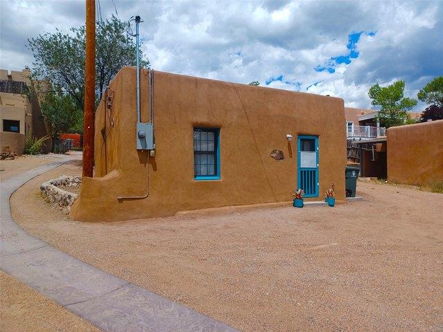 227 Rosario Blvd Unit B, Santa Fe, NM 87501