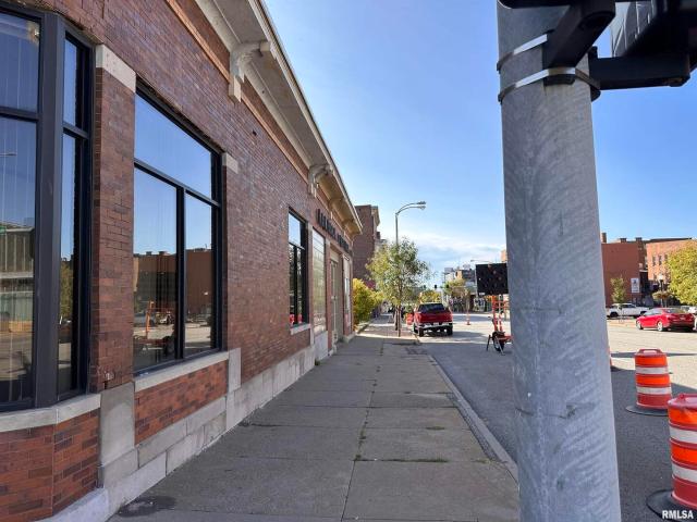 227 W 4TH Street