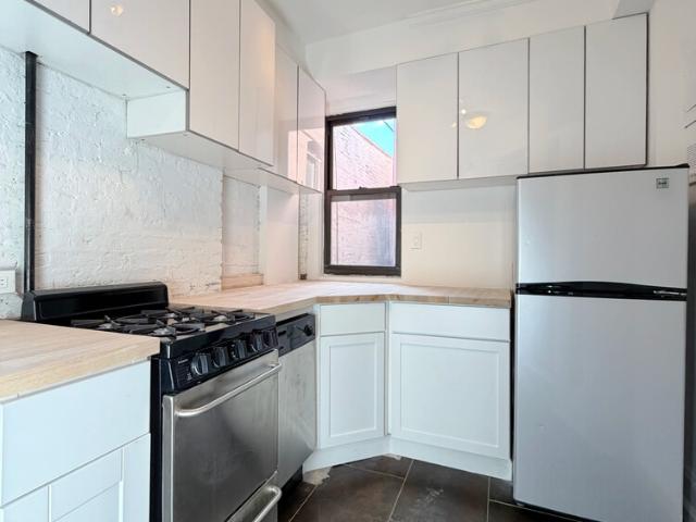 227 W 15TH Street 19A