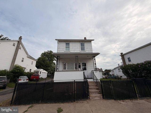 227 W Blaine St, McAdoo, PA 18237