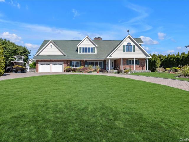 227 W Islip Rd, West Islip, NY 11795 | MLS #992341 | Compass